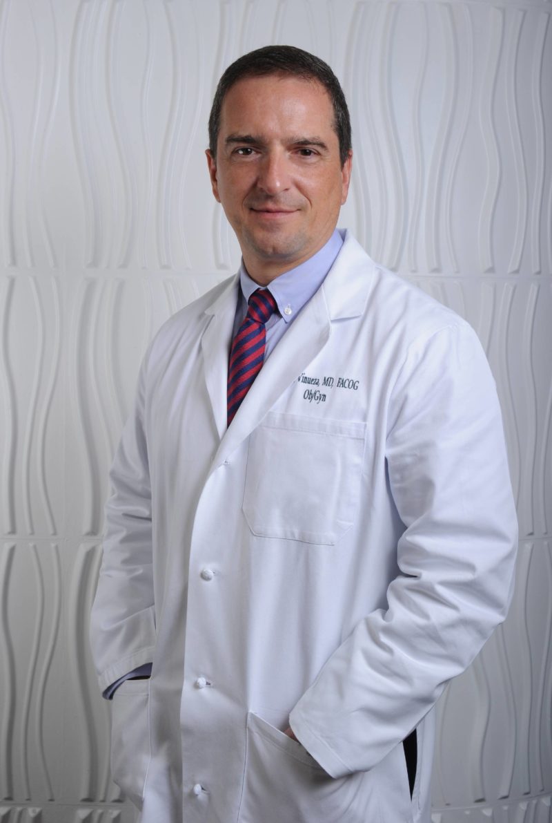 About Us | Alvarez & Vinueza, MDs