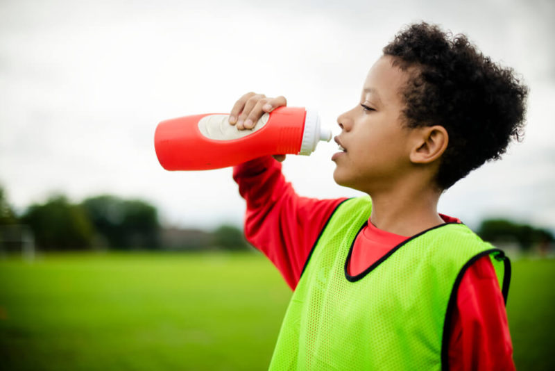 7 Tips for Keeping Kids Hydrated During Hot Summer Days | Worldwide ...